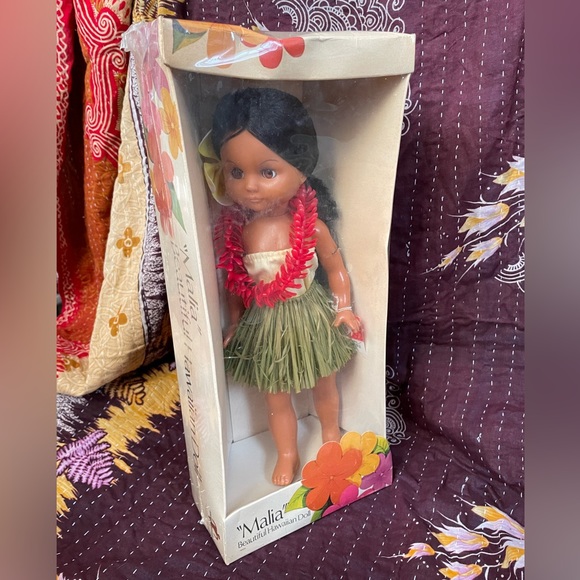 Vintage | Toys | Vintage 972 Malia Hawaiian Doll Anekona Hawaii Wahine ...